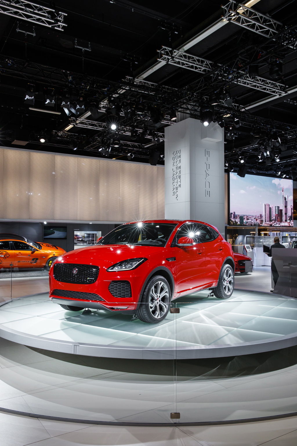 JAGUAR LAND ROVER RACING AHEAD WITH ELECTRIFICATION | Jaguar Media Newsroom