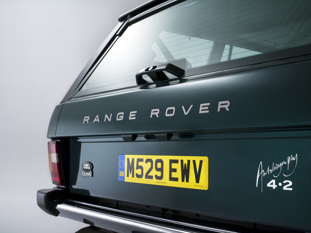 RANGE ROVER AUTOBIOGRAPHY: 21 YEARS OF REWRITING LUXURY | Land Rover ...