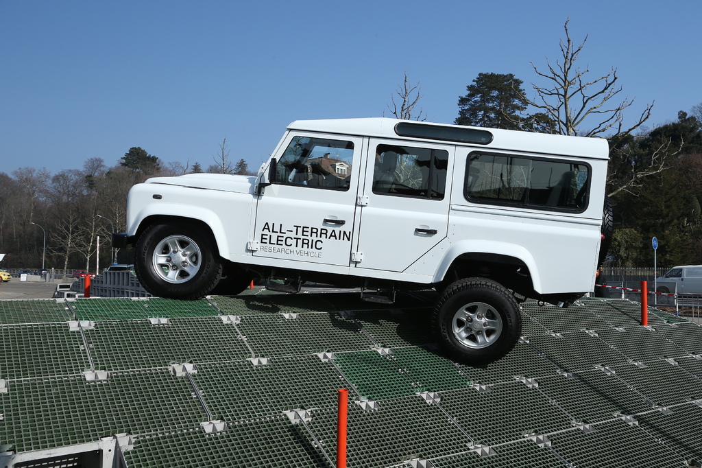 Land Rover Unveils New Electric Defender Research Vehicle | Land Rover ...