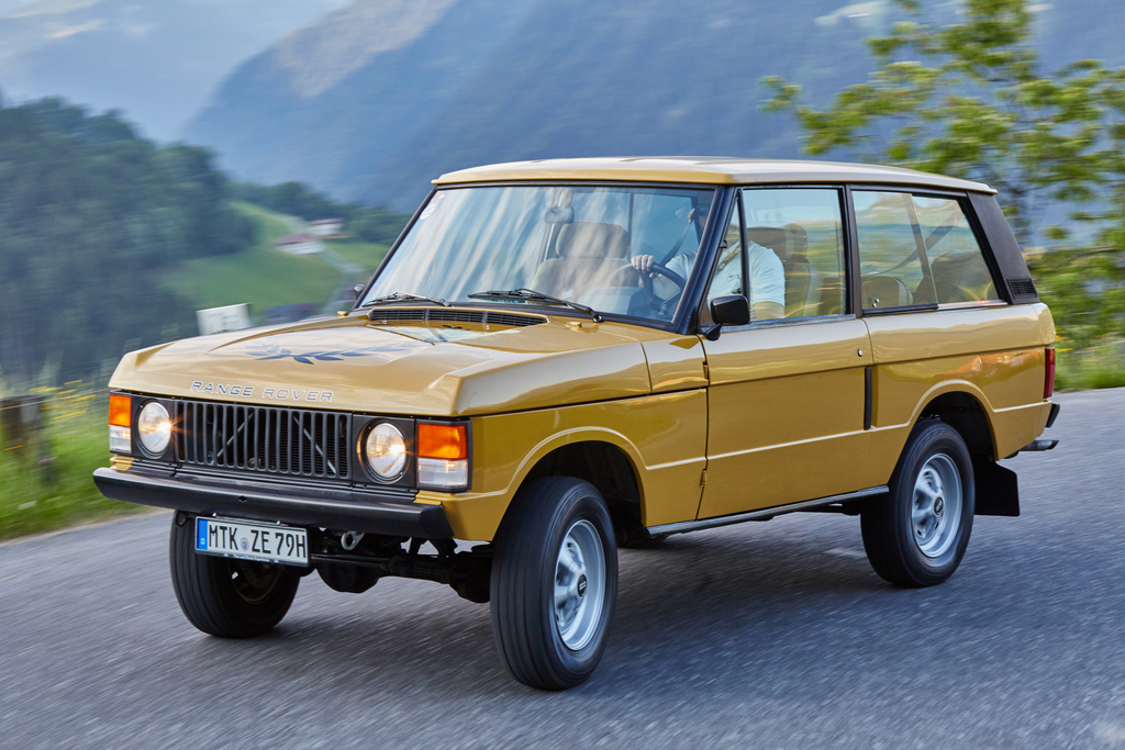 Range Rover feiert 45 Jahre auf der 18. Silvretta Classic sowie auf dem ...
