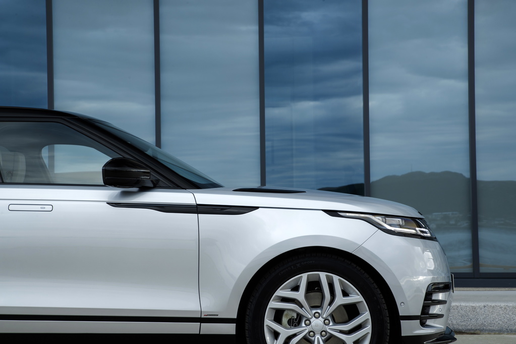 Neuer Range Rover Velar und Geländeparcours im Mittelpunkt der IAA ...