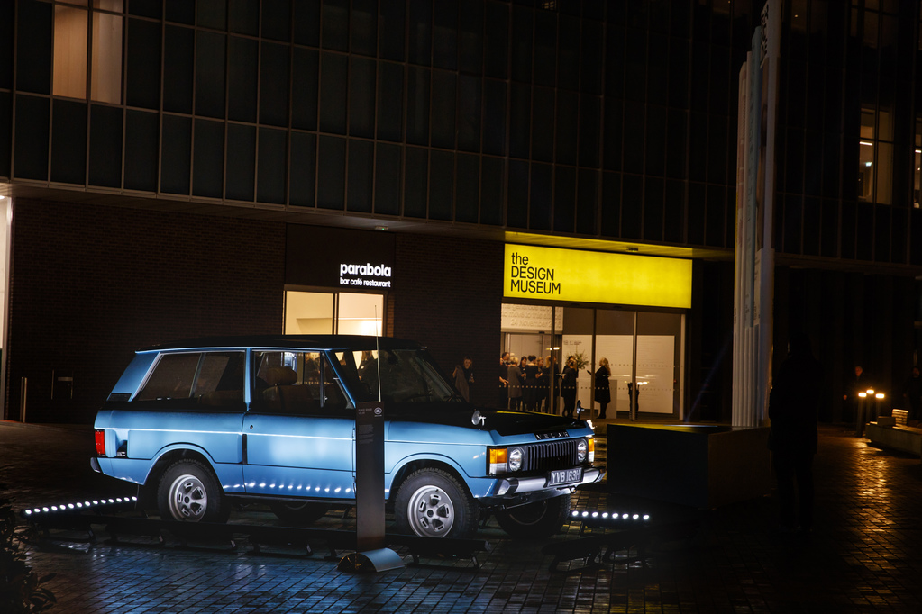 WORLD PREMIERE - NEW RANGE ROVER VELAR UNVEILED AT THE DESIGN MUSEUM ...