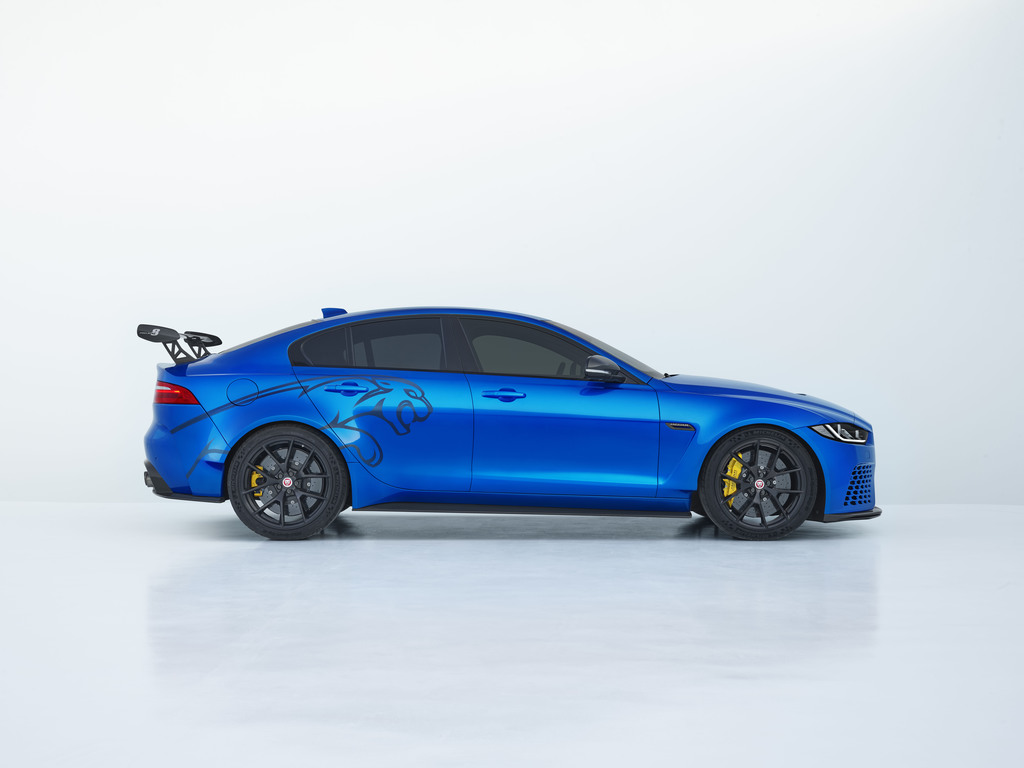 TWO CARS, ONE DNA - JAGUAR XE 300 SPORT AND SV PROJECT 8 CREATE 1000 ...