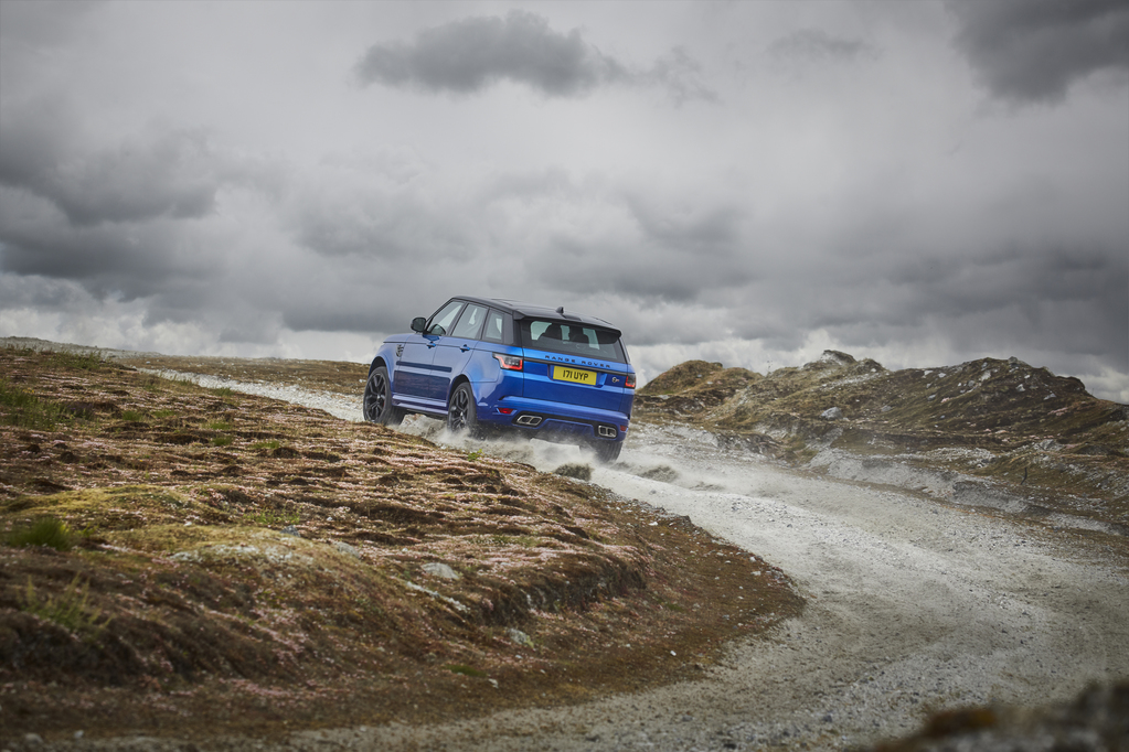RANGE ROVER SPORT FIRST ZERO EMISSION PLUG-IN FROM LAND ROVER | Land ...