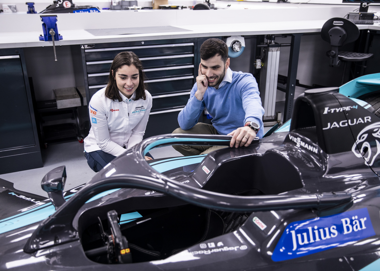 JAMIE CHADWICK ANNOUNCED AS FIRST DRIVER FOR PANASONIC JAGUAR RACING IN ...
