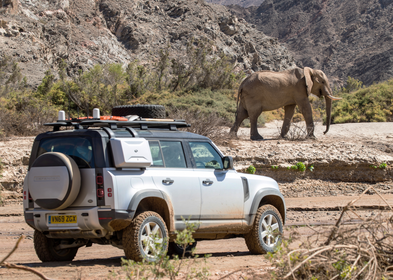 THE NEW DEFENDER IN NAMIBIA | Land Rover International Homepage