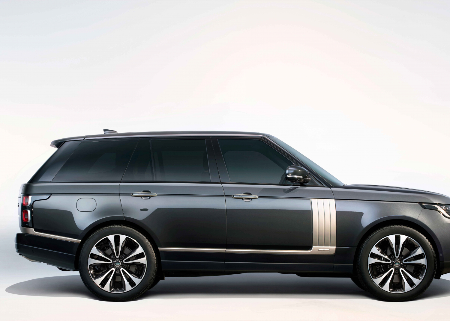 RANGE ROVER CELEBRA 50 AÑOS DE EXCLUSIVIDAD E INNOVACIÓN TODOTERRENO ...