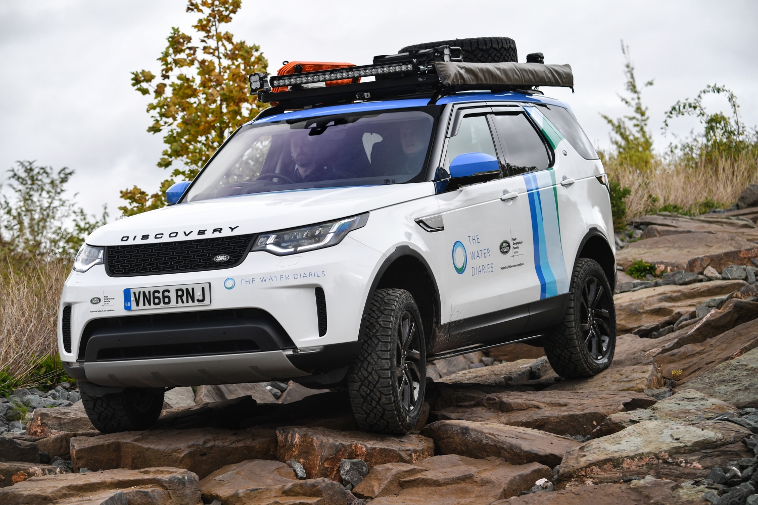 DISCOVERY EXPEDITION BEAMS THE DESERT INTO THE CLASSROOM | Land Rover ...