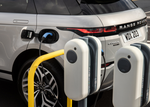 PHEV – EVOQUE CHARGING AND DETAIL | Land Rover Media Newsroom