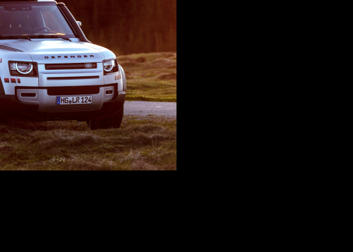 LAND ROVER DEFENDER SUPPORTS THE WORLD’S TOUGHEST ADVENTURE RACE ...