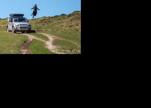 LAND ROVER DEFENDER SUPPORTS THE WORLD’S TOUGHEST ADVENTURE RACE ...