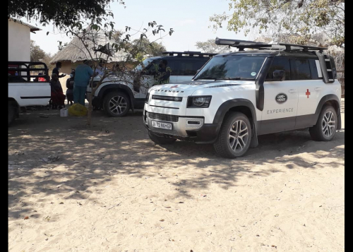 Land Rover Experience und Namibia Tourism Board organisieren Hilfen für ...
