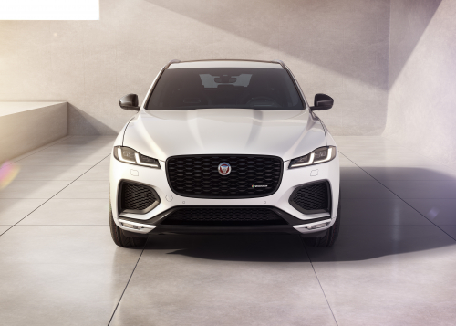 JAGUAR F-PACE GETS R-DYNAMIC BLACK MODEL AND ENHANCED TECHNOLOGY ...
