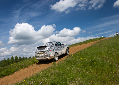 TESTING AND DEVELOPMENT - THE NEW RANGE ROVER | Land Rover Media Newsroom