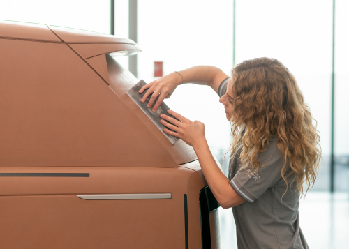 DESIGN - THE NEW RANGE ROVER | Land Rover Media Newsroom