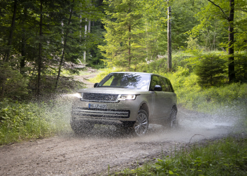 Der neue Range Rover - Batumi Gold/First Edition D350 | Land Rover ...
