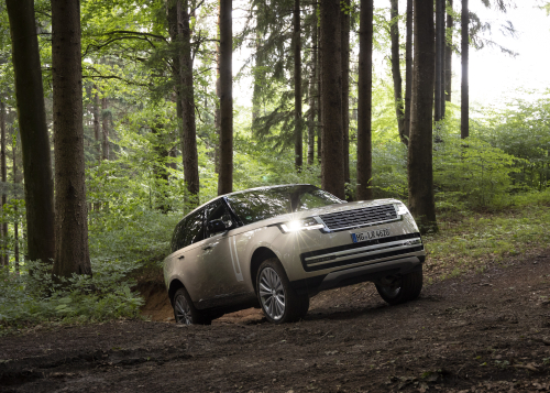 Der neue Range Rover - Batumi Gold/First Edition D350 | Land Rover ...