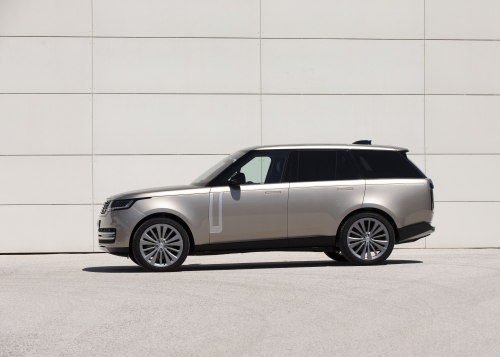 Der neue Range Rover - Batumi Gold/First Edition D350 | Land Rover ...