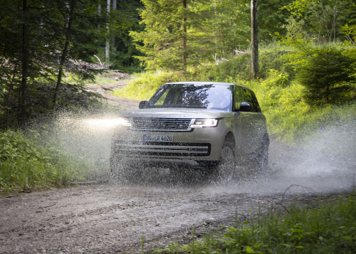 Der neue Range Rover - Batumi Gold/First Edition D350 | Land Rover ...