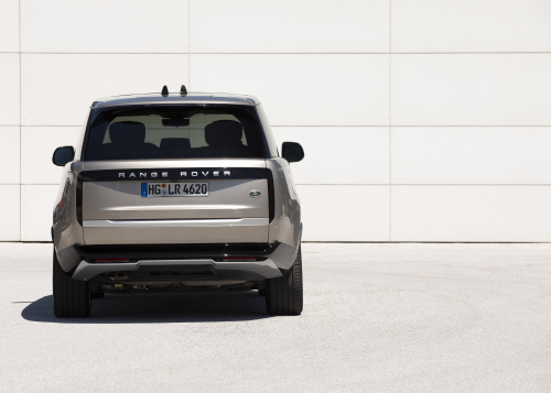 Der neue Range Rover - Batumi Gold/First Edition D350 | Land Rover ...