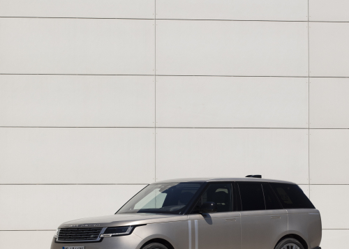 Der neue Range Rover - Batumi Gold/First Edition D350 | Land Rover ...