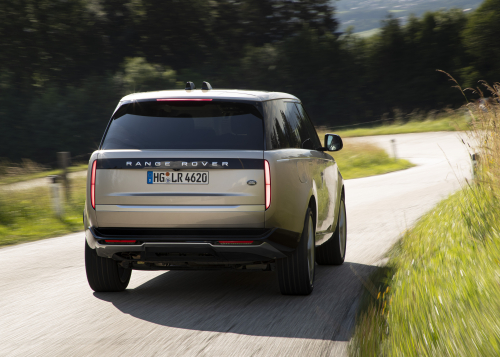Der neue Range Rover - Batumi Gold/First Edition D350 | Land Rover ...