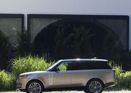 Der neue Range Rover - Batumi Gold/First Edition D350 | Land Rover ...