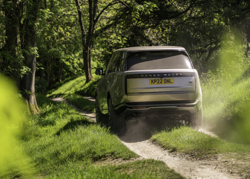New Range Rover - Batumi Gold | Land Rover Media Newsroom