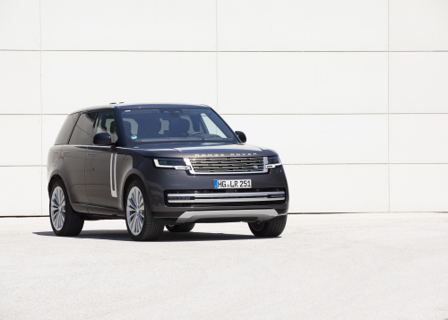 Der neue Range Rover - Charente Grey/First Edition P530 | Land Rover ...