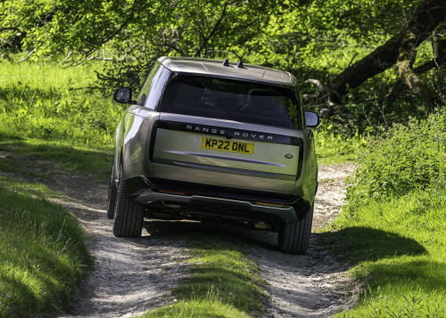 New Range Rover - Batumi Gold | Land Rover Media Newsroom