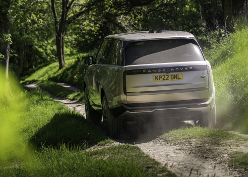 New Range Rover - Batumi Gold | Land Rover Media Newsroom