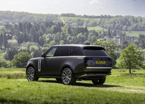New Range Rover - Charente Grey | Land Rover Media Newsroom