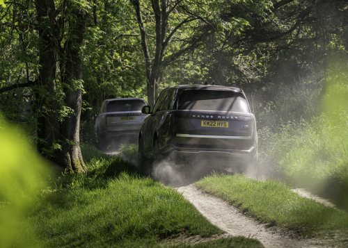 New Range Rover - Charente Grey | Land Rover Media Newsroom