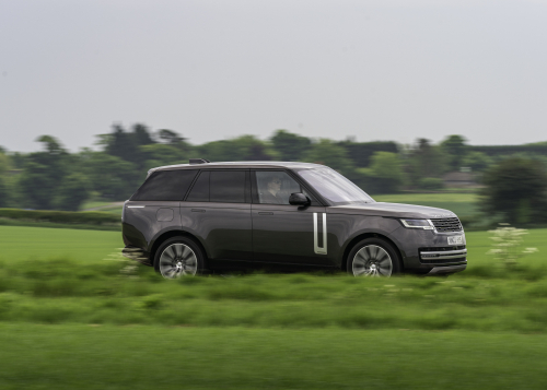 New Range Rover - Charente Grey | Land Rover Media Newsroom