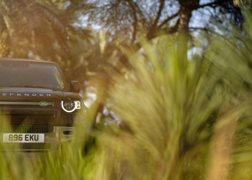 DEFENDER 130 SE P400 - SEDONA RED - LOCATION | Land Rover Media Newsroom