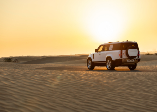 DEFENDER 130 SE P400 - FUJI WHITE - LOCATION | Land Rover Media Newsroom