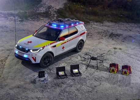 Land Rover Discovery Red Cross Emergency Response Vehicle | Land Rover ...