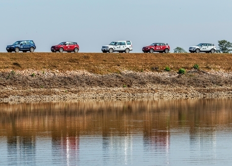 Land Rover Cements Born Free Partnership Announcing Their Support Of ...