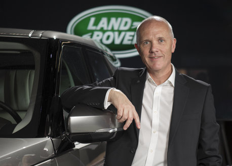 LAND ROVER REVEALS NEW DISCOVERY - PEOPLE | JLR Media Newsroom