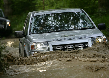 Land Rover Celebrates 50 Years at Eastnor Castle | Land Rover Media ...