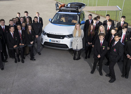 DISCOVERY EXPEDITION BEAMS THE DESERT INTO THE CLASSROOM | Land Rover ...