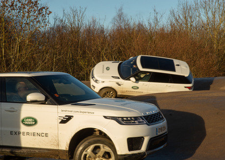 ULTIMATE FAMILY CHRISTMAS AT LAND ROVER EXPERIENCE EASTNOR’S WINTER ...